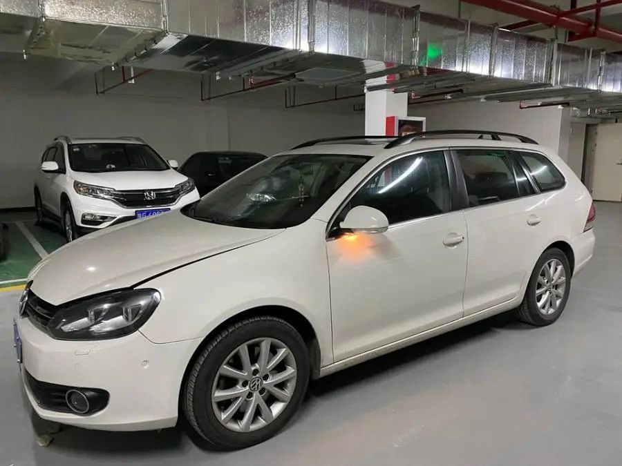 【司法拍卖】白色大众牌小型汽车即将开拍，起拍价仅5.81万！_澎湃号·政务_澎湃新闻-The Paper