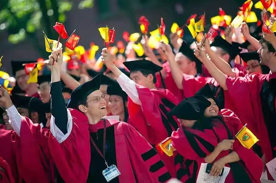 哈佛大学2021届毕业典礼致辞:混乱时代的大学责任 澎湃号·湃客 澎湃新闻 The Paper