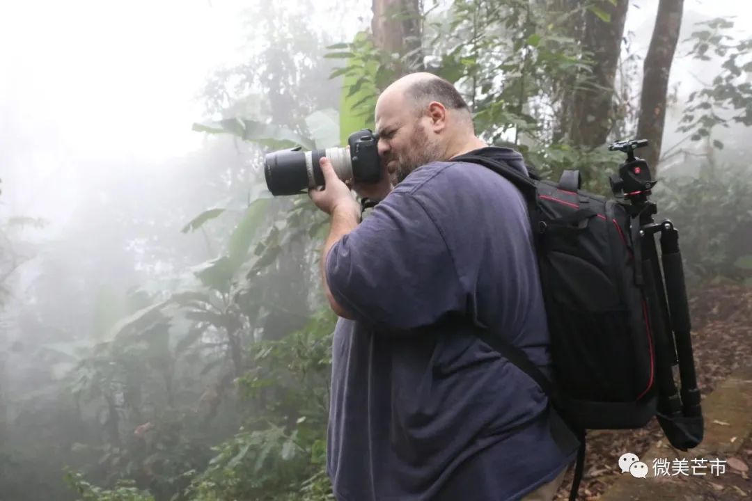 【共饮一江水】“七彩云南 ·美在德宏”国际摄影展评委专访Adam Crase︱功夫影像创始人