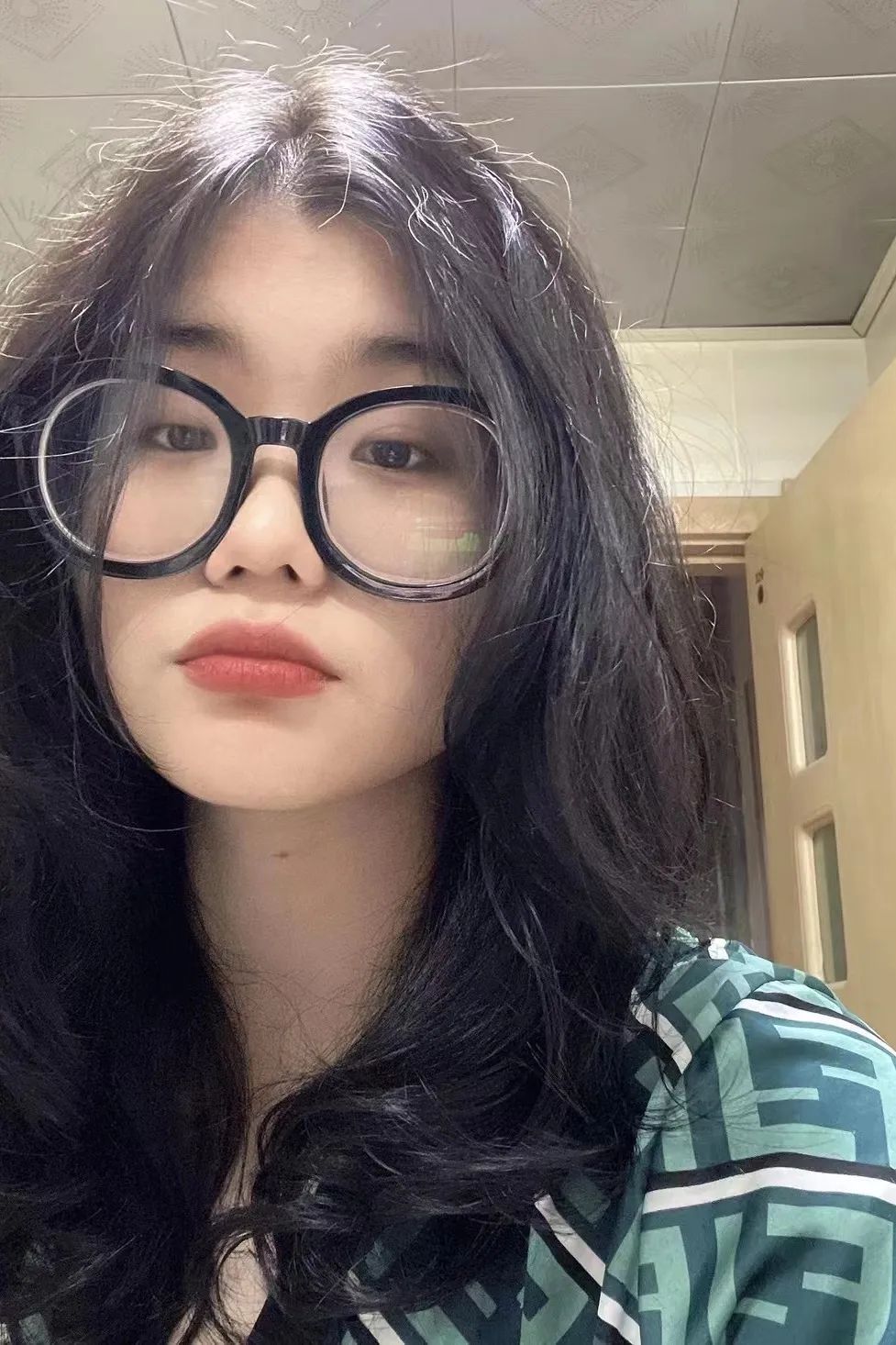 UIBE融媒体中心招新 | 新媒体部 ：灵 感 火 花_澎湃号·政务_澎湃新闻-The Paper