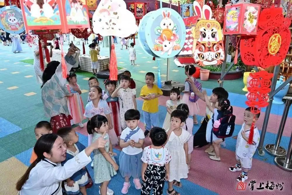 【多彩假期】品味中秋韵，感受传统美！梅州各地“迎中秋”主题活动精彩纷呈_澎湃号·政务_澎湃新闻-The Paper