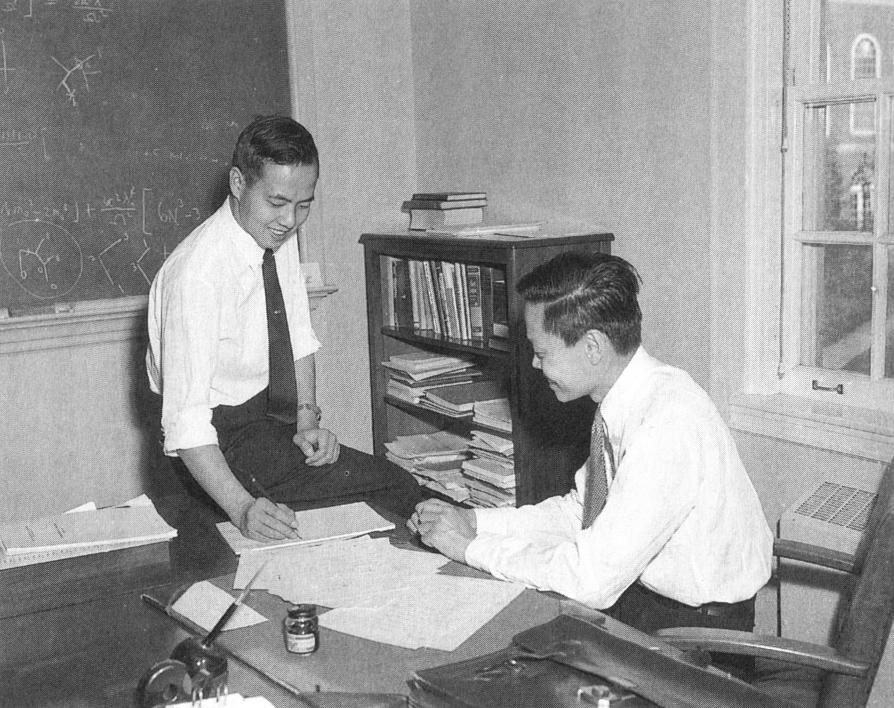 杨振宁100岁了，诺奖都不算他的人生巅峰_澎湃号·湃客_澎湃新闻-The Paper