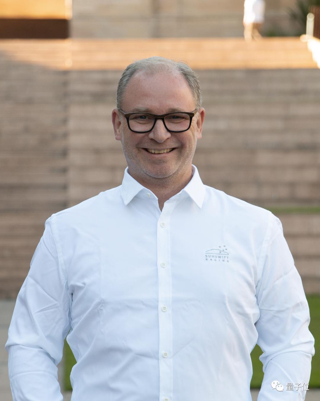 太阳能电动车续航1000km破纪录，最高时速超百公里_澎湃号·湃客_澎湃新闻-The Paper