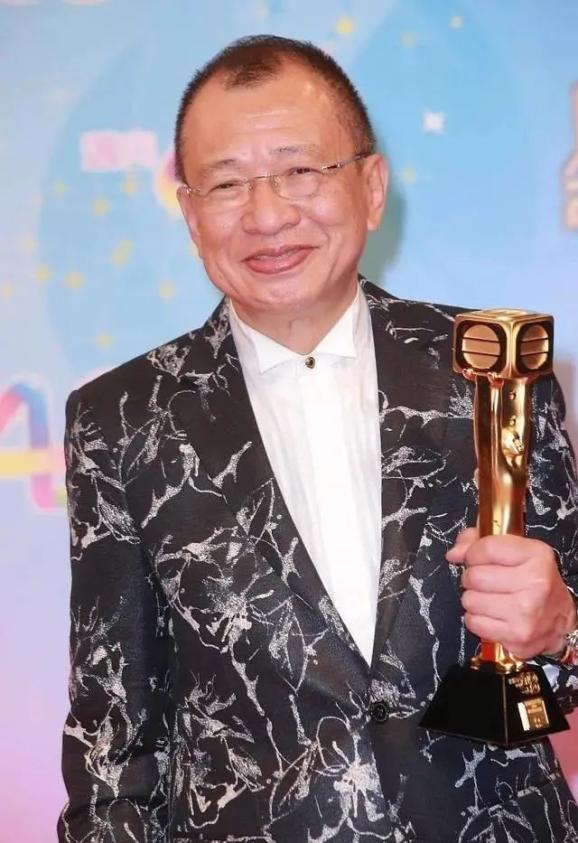 74岁香港金牌男配，出身名门跑龙套，娶单亲妈妈幸福美满_澎湃号·湃客_澎湃新闻-The Paper