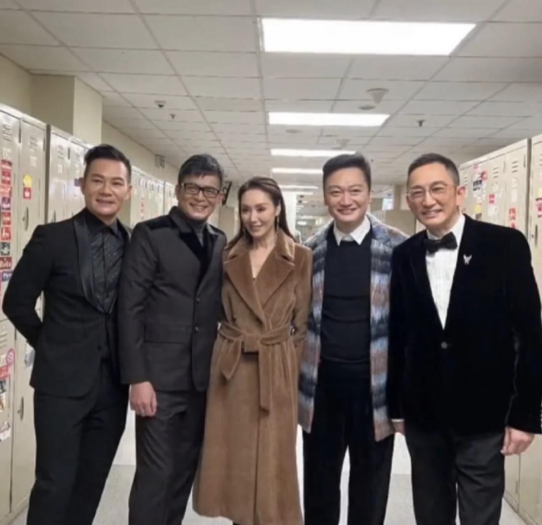 TVB巅峰演员罕见同台，这才是我们想看的“万千星辉”_澎湃号·湃客_澎湃新闻-The Paper