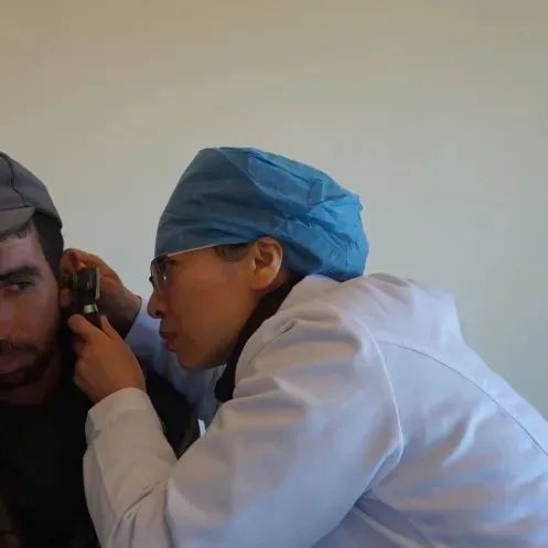 走进大山 传递健康——七院援摩医疗队赴塔扎林村义诊_澎湃号·政务_澎湃新闻-The Paper