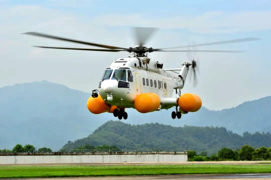 AC313“吉祥鸟”的“狂飙”航迹