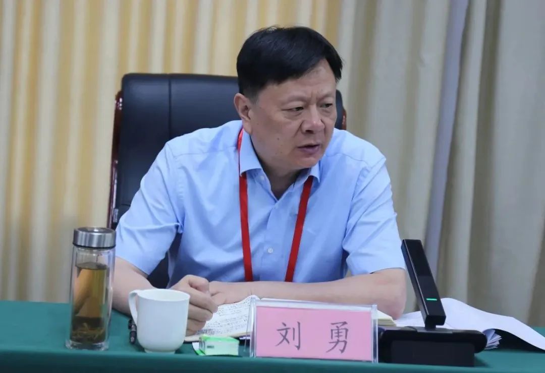 新乡市人大常委会调研组到封丘县法院专题调研执行工作 澎湃号·政务 澎湃新闻 The Paper