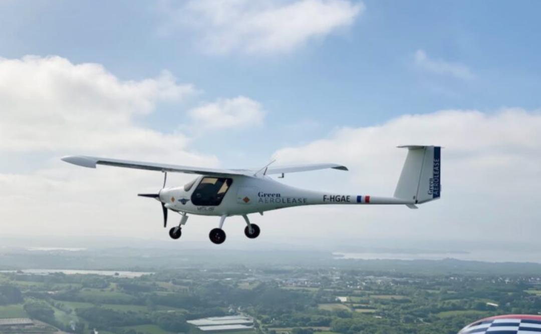 飞行员短缺问题加剧，英美等多国纷纷“出招”_澎湃号·湃客_澎湃新闻-The Paper