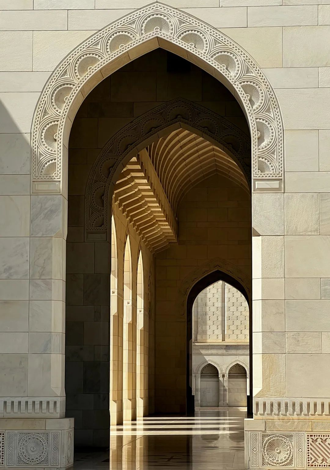 揭晓 | 2023年苹果iPhone手机（IPPA）摄影大奖赛优秀奖作品公布（建筑组）_澎湃号·湃客_澎湃新闻-The Paper