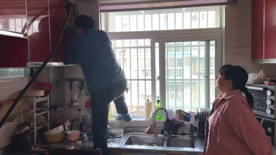 【区建管动态】告别“扛罐上楼”！今年计划完成4063户→_澎湃号·政务_澎湃新闻-The Paper