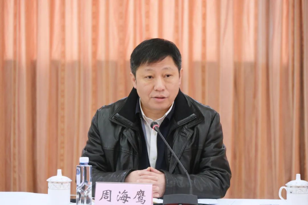 抓好民生实事 提高群众满意度丨周海鹰赴新江湾城和五角场街道调研_澎湃号·政务_澎湃新闻-The Paper