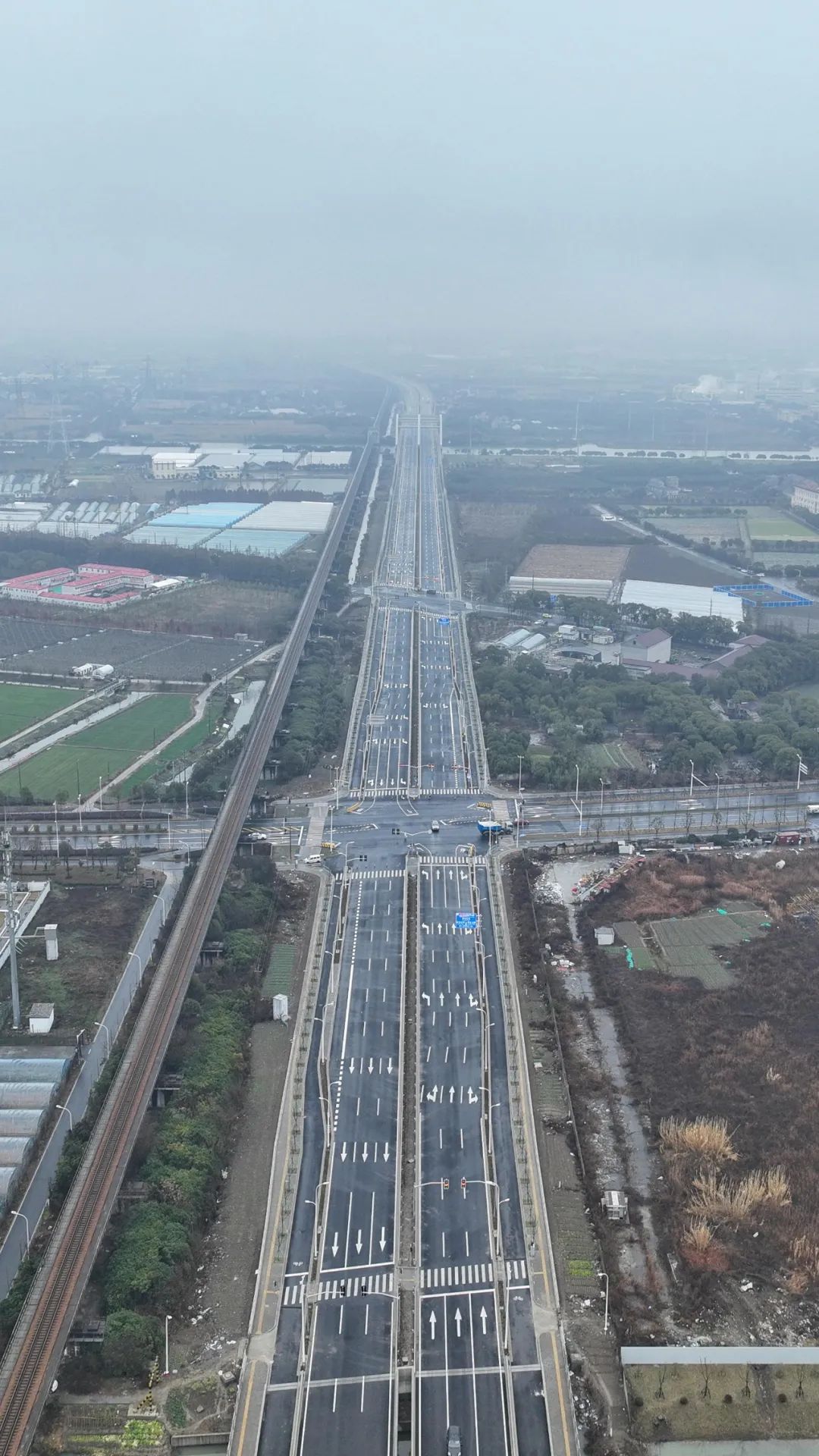 G228公路二期新建工程部分路段正式通车，上海“沿海大通道”进一步完善→_澎湃号·政务_澎湃新闻-The Paper