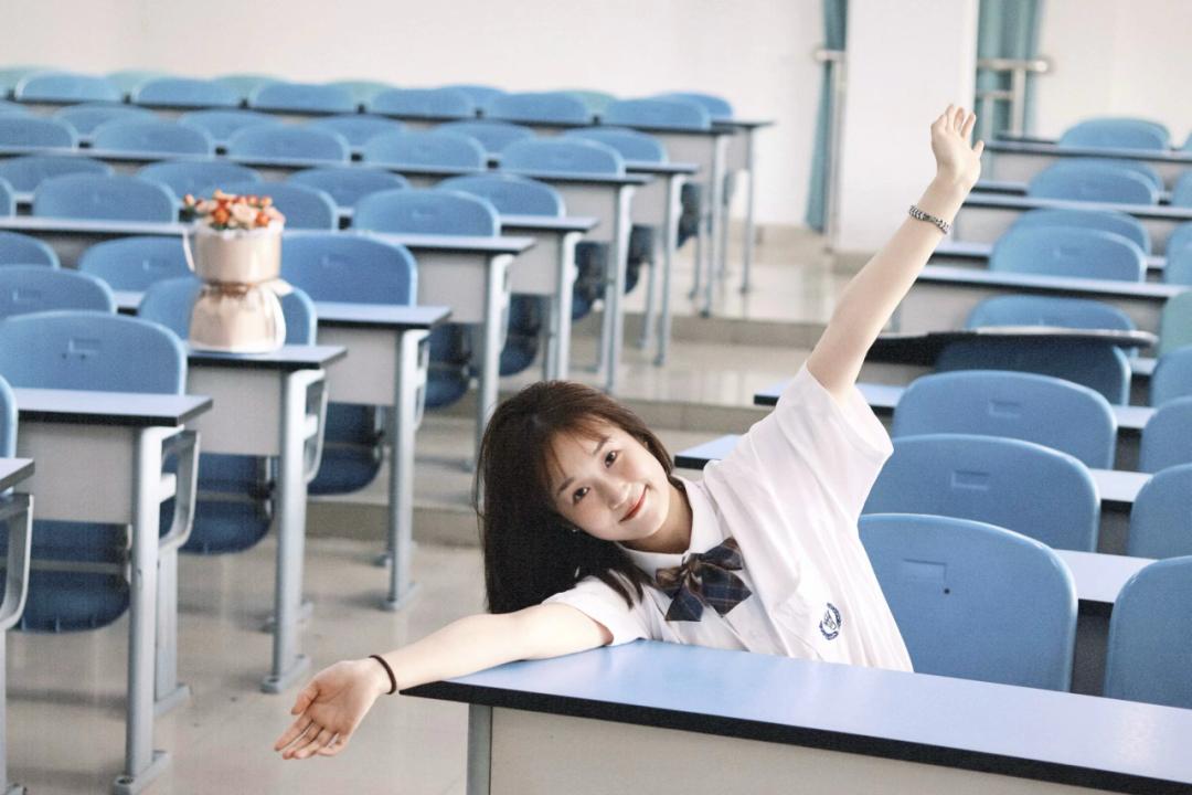 这些毕业照，看着看着就哭了…_澎湃号·湃客_澎湃新闻-The Paper