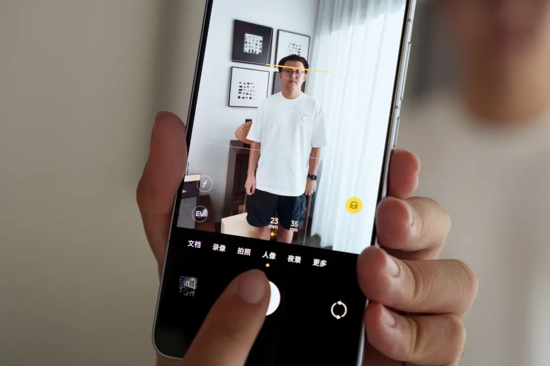 体验完红米K70至尊版，我发现原来它不是超大杯_澎湃号·湃客_澎湃新闻-The Paper