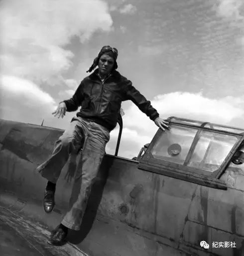 乔治·罗杰 George Rodger_澎湃号·湃客_澎湃新闻-The Paper