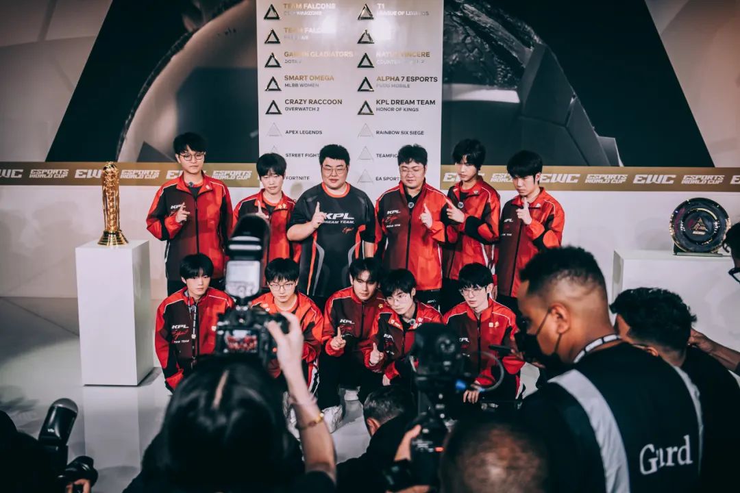 KPL王者梦之队全胜夺冠｜沙特电竞世界杯比赛第27日_澎湃号·媒体_澎湃新闻-The Paper