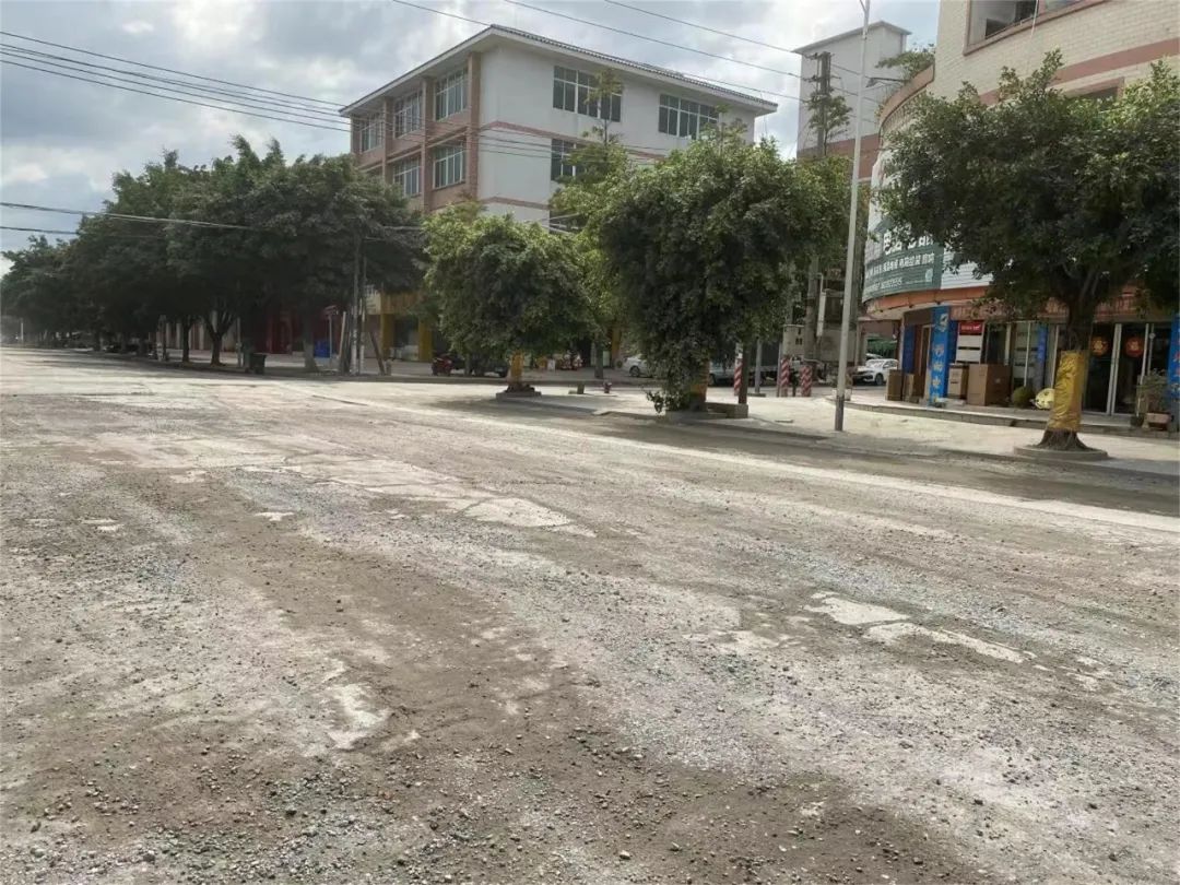 更方便了！高明荷城多条道路完成改造提升_澎湃号·政务_澎湃新闻-The Paper