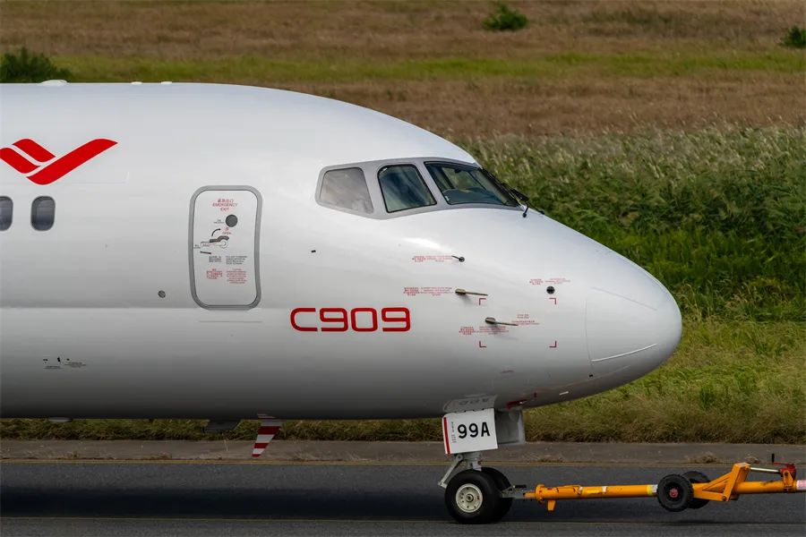 多图 | C909来了！_澎湃号·政务_澎湃新闻-The Paper