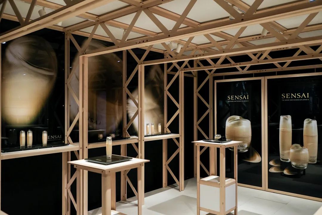 “SENSAI丝光溢彩”登陆张园，带来新品首发、沉浸式互动体验展