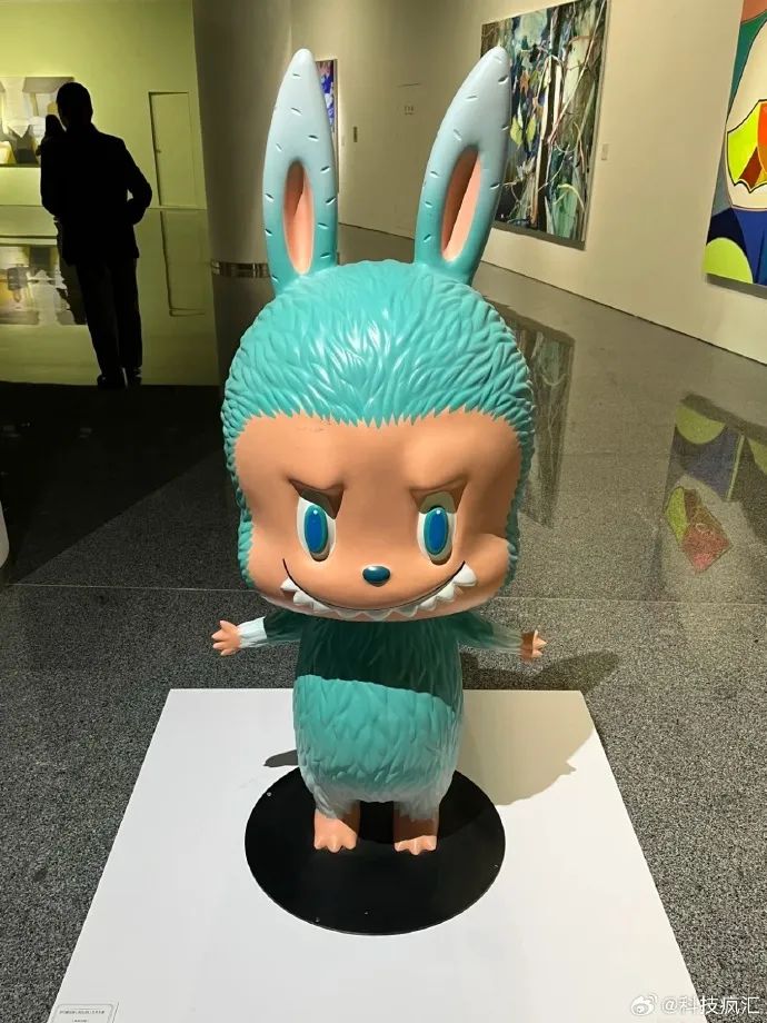 108万天价玩偶背后：Labubu的“反迪士尼式崛起”给中国IP上了三堂课 | 国潮出海_澎湃号·湃客_澎湃新闻-The Paper