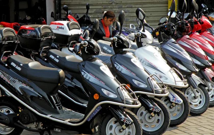 电动自行车新国标实施在即，我的“旧国标”车咋办？_澎湃号·媒体_澎湃新闻-The Paper