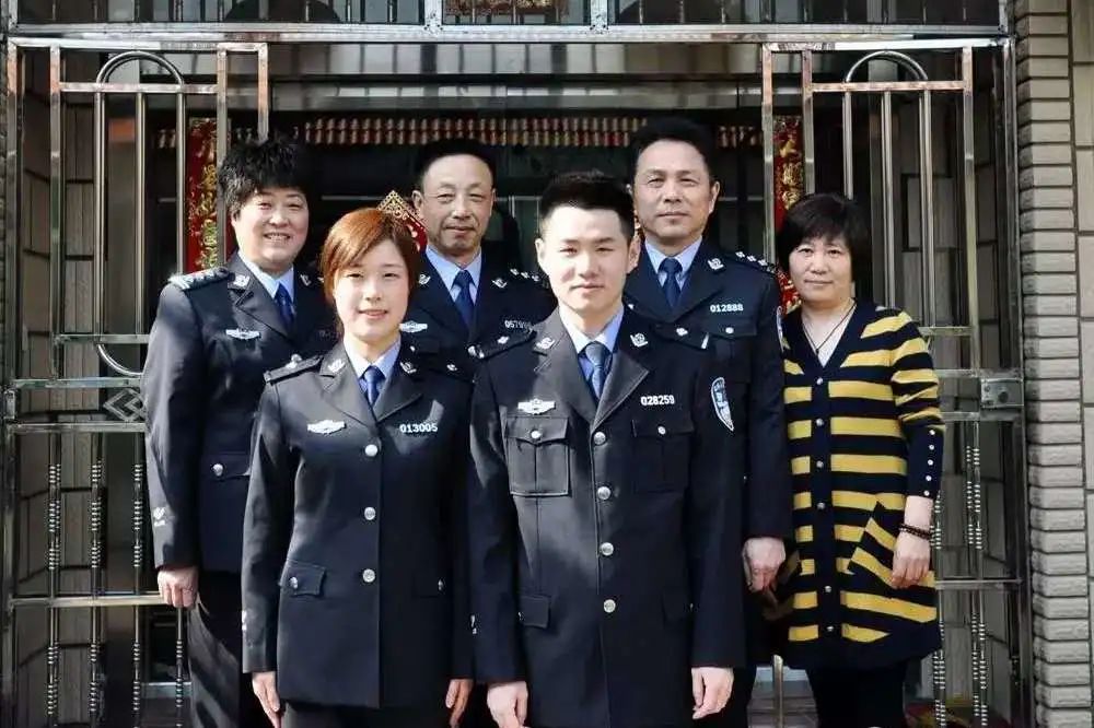 @所有浦东人，2020寻找“最美家庭”，你的身边有吗？_澎湃号·政务_澎湃新闻-The Paper