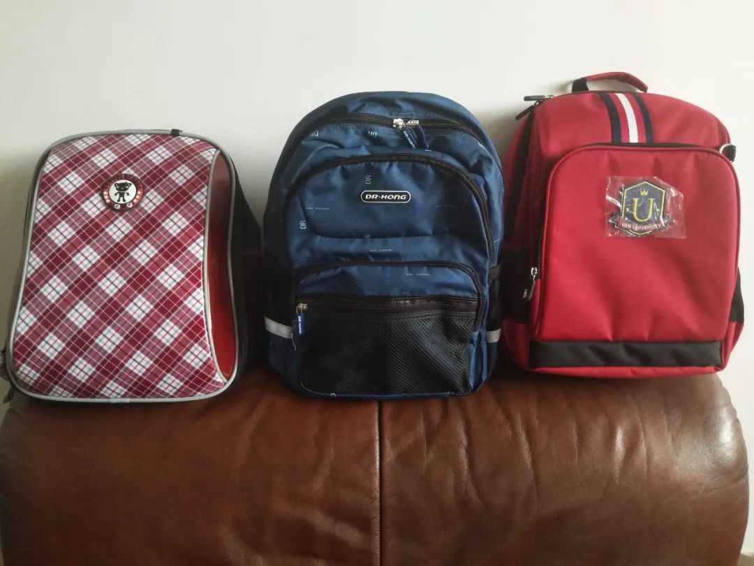 猫头鹰实验室③丨11款书包，哪款是性价比之选？_澎湃号·媒体_澎湃新闻-The Paper