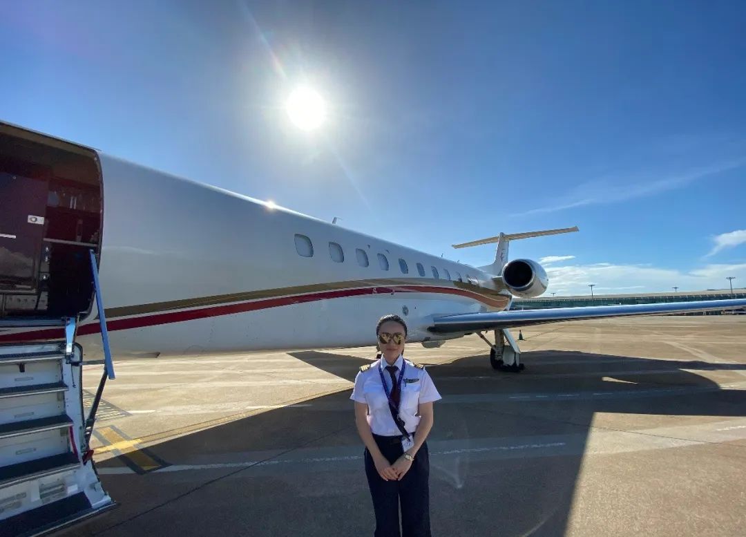 携手翱翔！ ARJ21国产客机正式入编国航、东航、南航机队