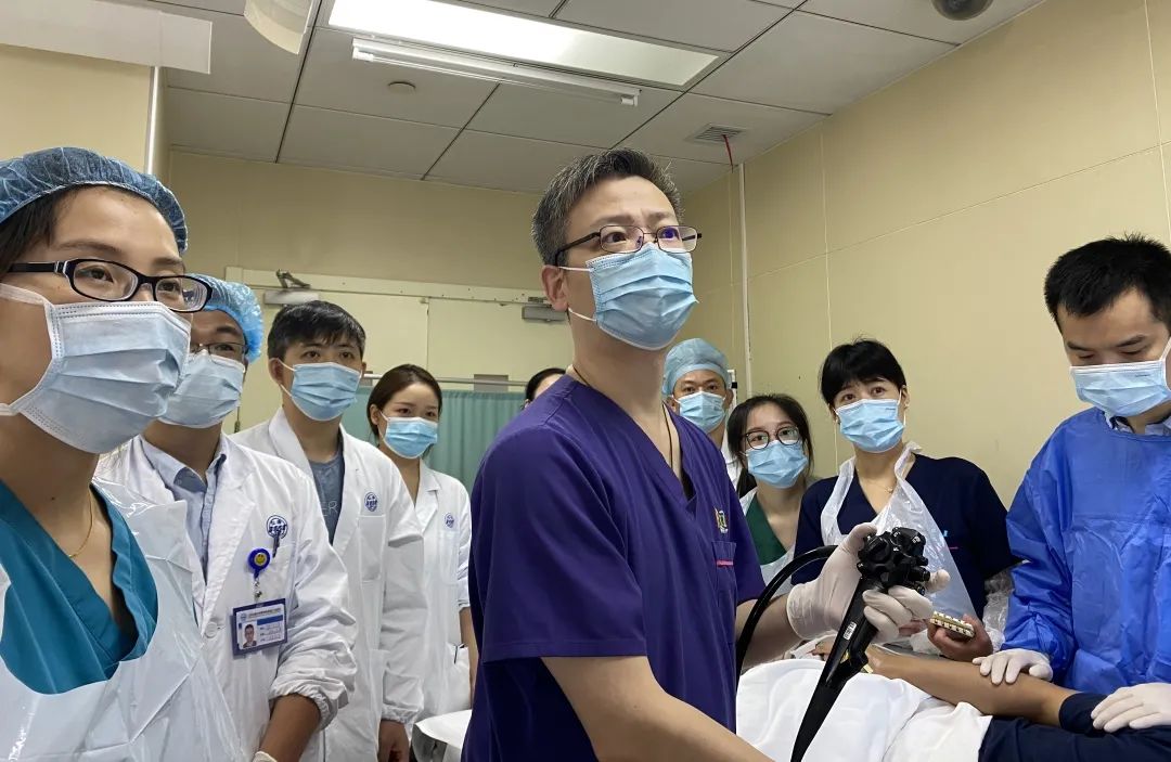 “隐秘角落”暗藏巨瘤，仁济医院李晓波团队慧眼识别完整切除巨大癌前病变_澎湃号·政务_澎湃新闻-The Paper